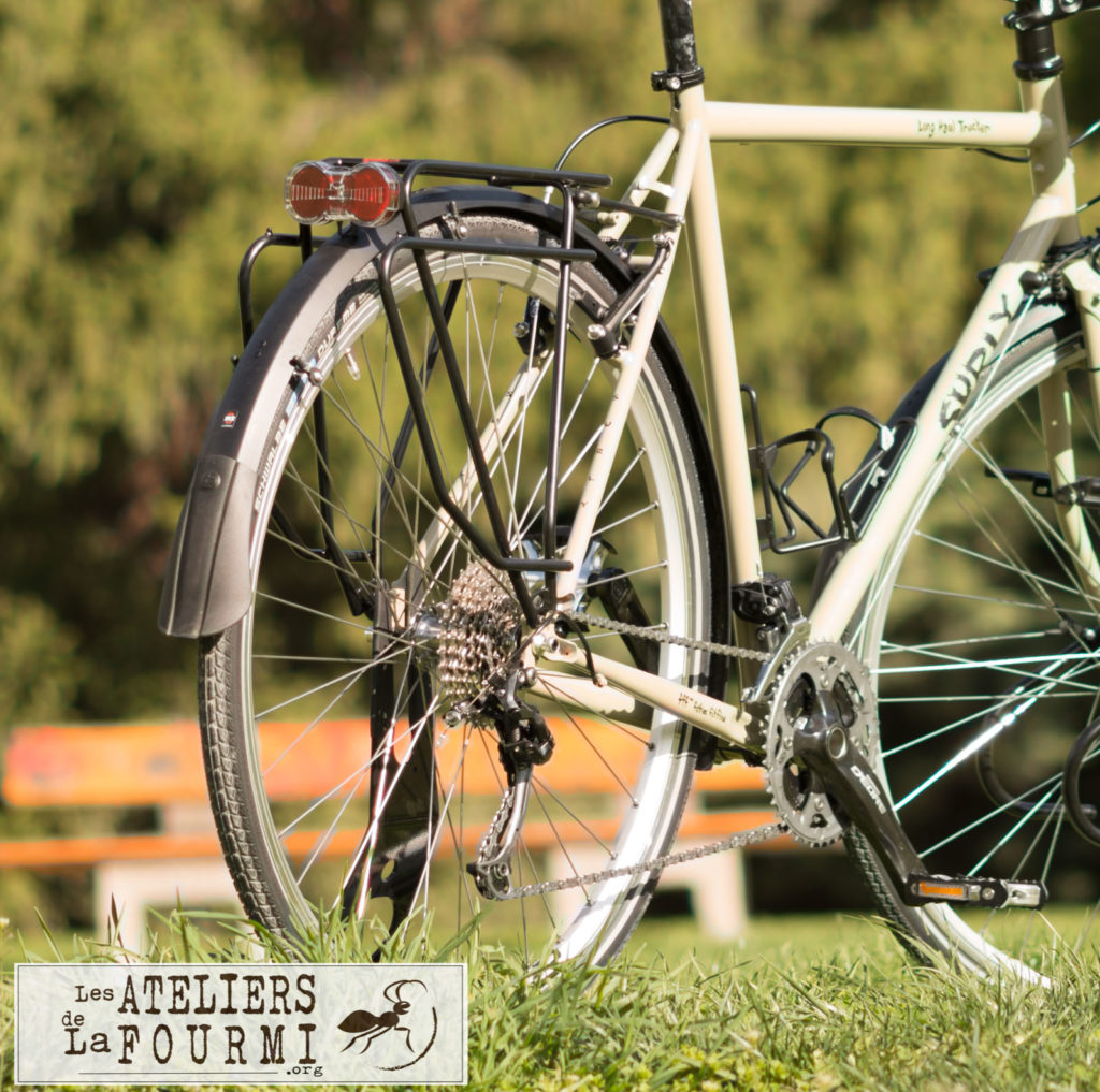Surly Long Haul Trucker 700C 56cm 9V ou 10V | Les ateliers de la Fourmi ...